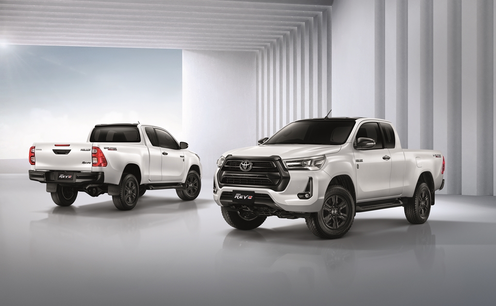 New Toyota Hilux REVO ปรับโฉมใหม่ จัดหนักทุกสไตล์ พร้อมรุ่นพิเศษฉลอง ...